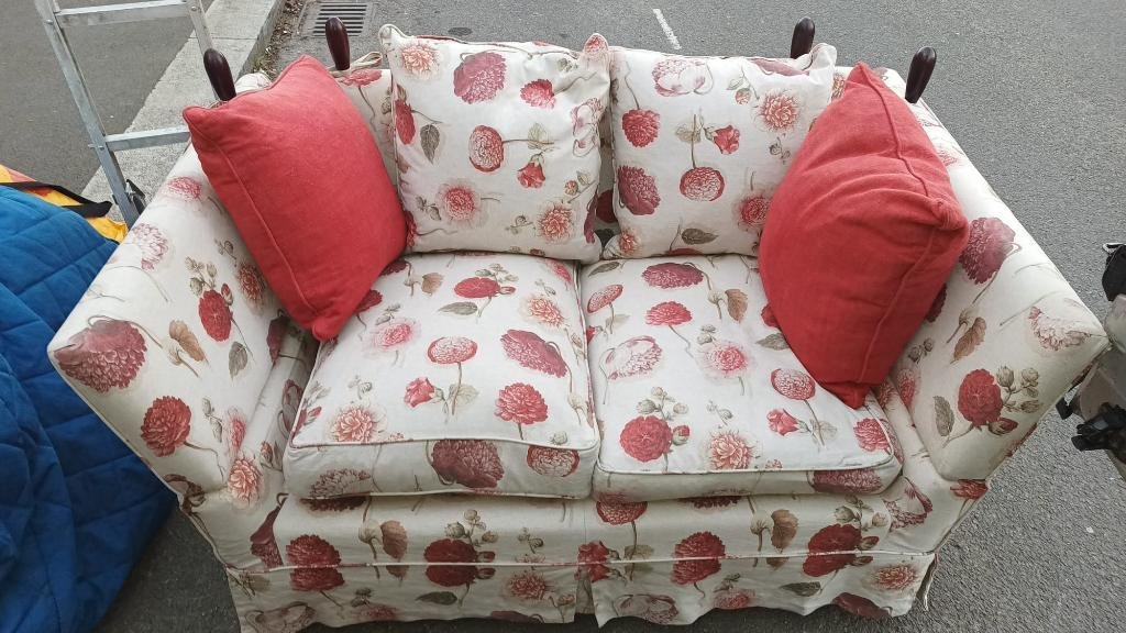 Free: Drop arm sofa (Wembley)