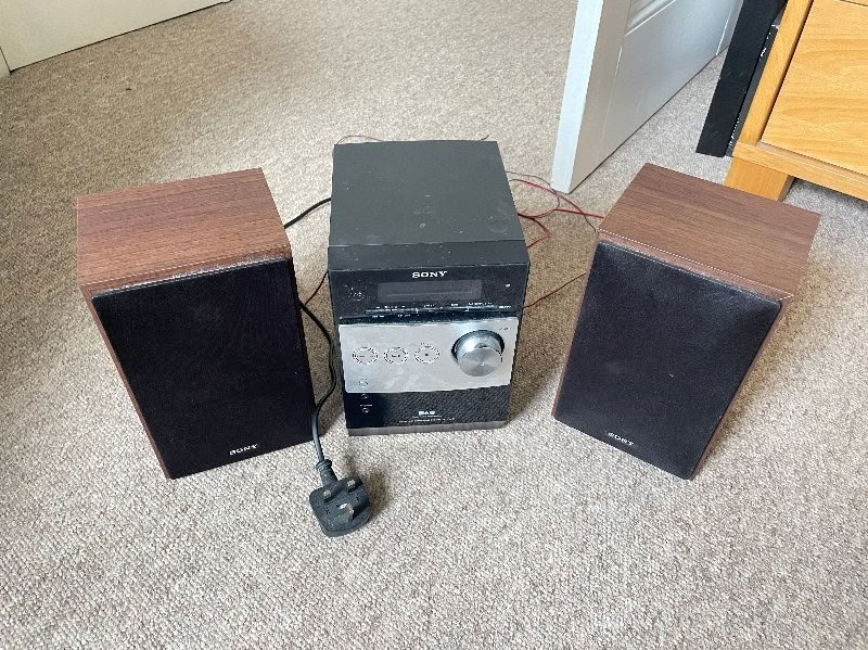 Free: Sony CD Player/Digital Radio with speakers (Chalker's Corner TW9 ...