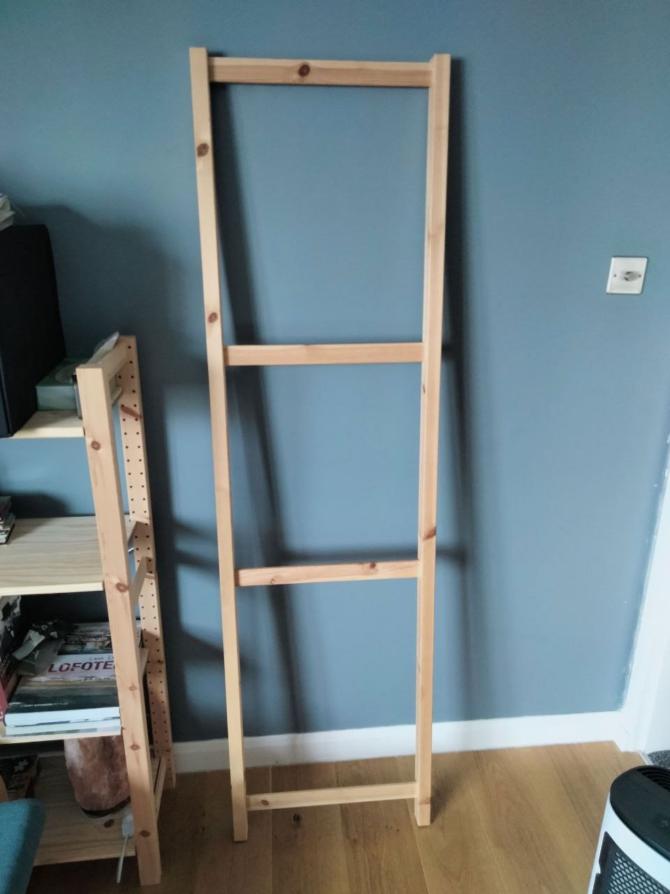 Free: IKEA IVAR shelf side unit (Cathcart, G44)