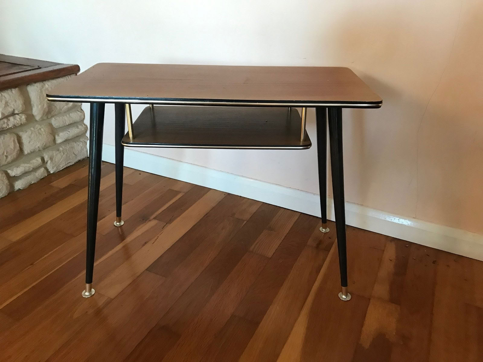 Free: Small coffee table with under shelf (Askett HP27) - High Wycombe ...