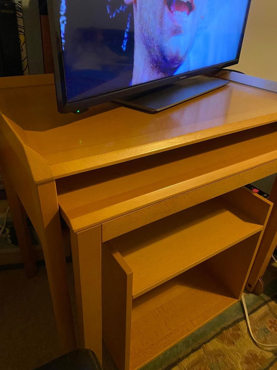 Free: Nesting desk plus shelf with wheels (W6 Hammersmith)
