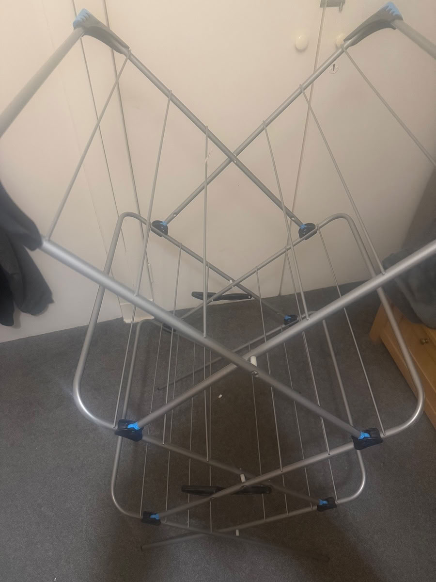 Free: Clothes airer (Drum brae road EH4) - Edinburgh Freegle