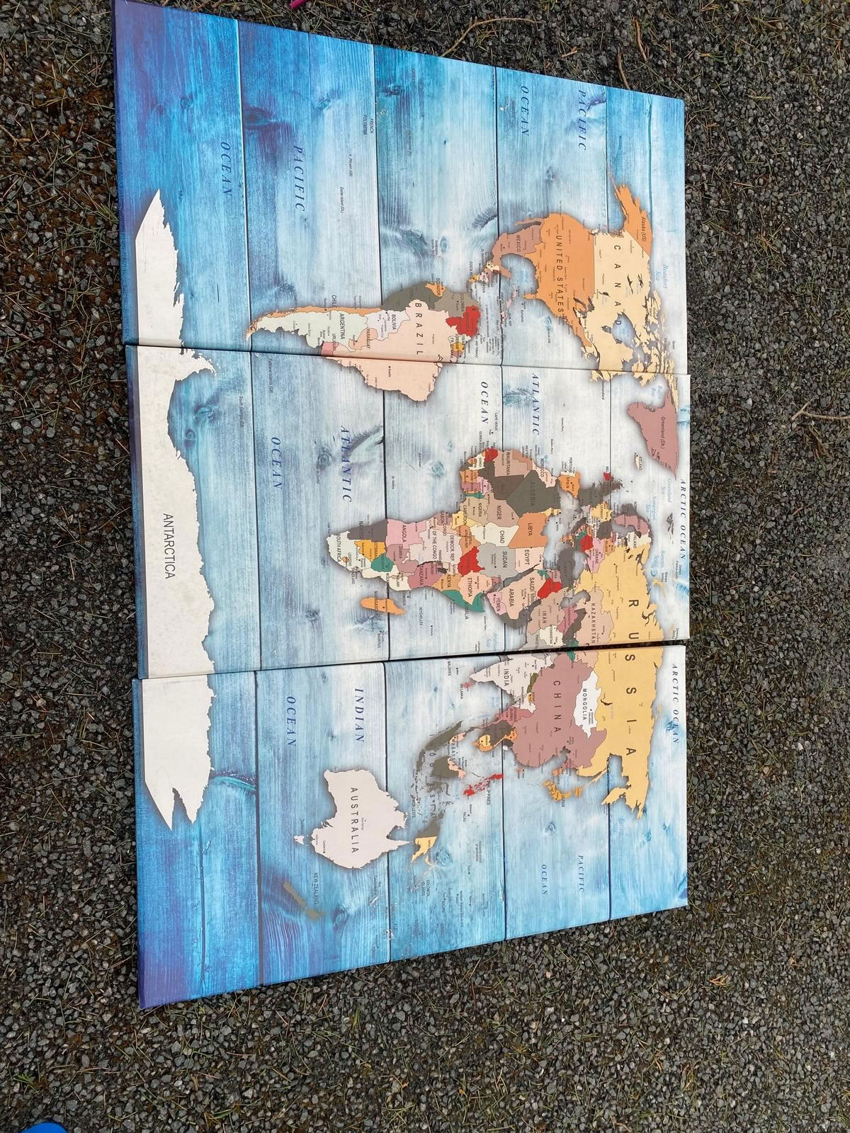 Free: childrens wall map of world (Ballybrack Shankill)