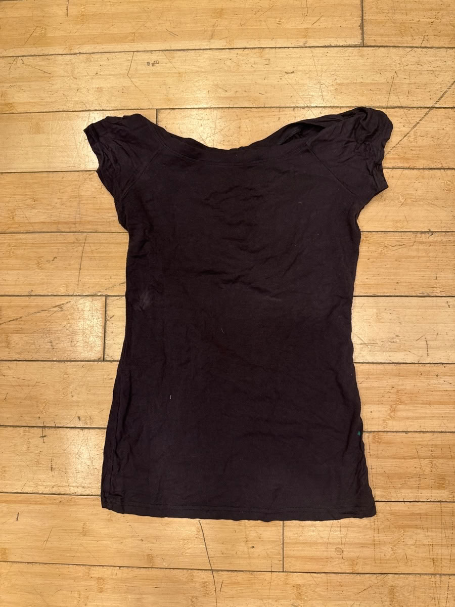 Free: Jil Co Woman’s Top (Brooklyn Storage)