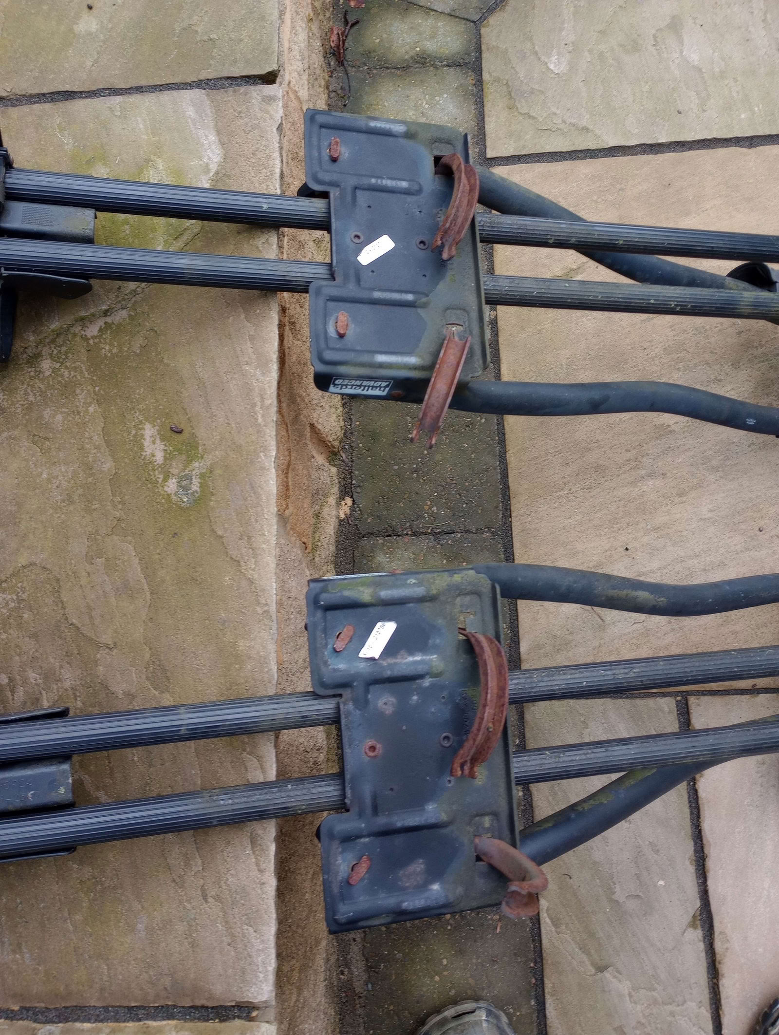 Free: Halfords Advanced Cycle Roof Rack Bar Mounted Carrier (Calverley ...