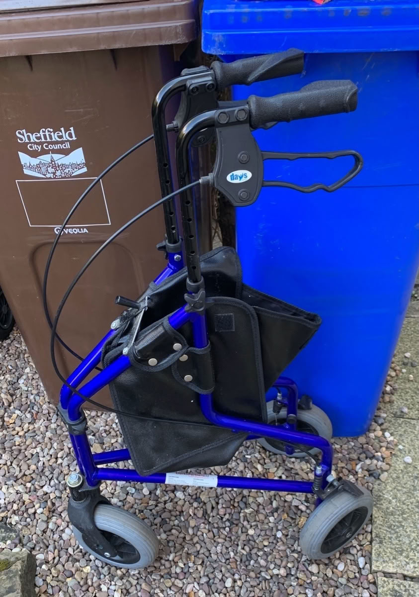 Free: 3 wheel outdoor walking frame (Crookes, S10) - Sheffield Freegle