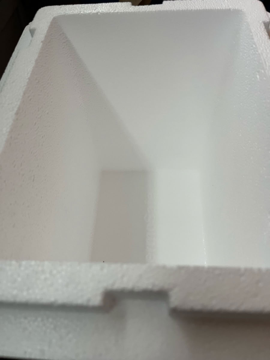 Free: Small Styrofoam Cooler Box (Redwood City)