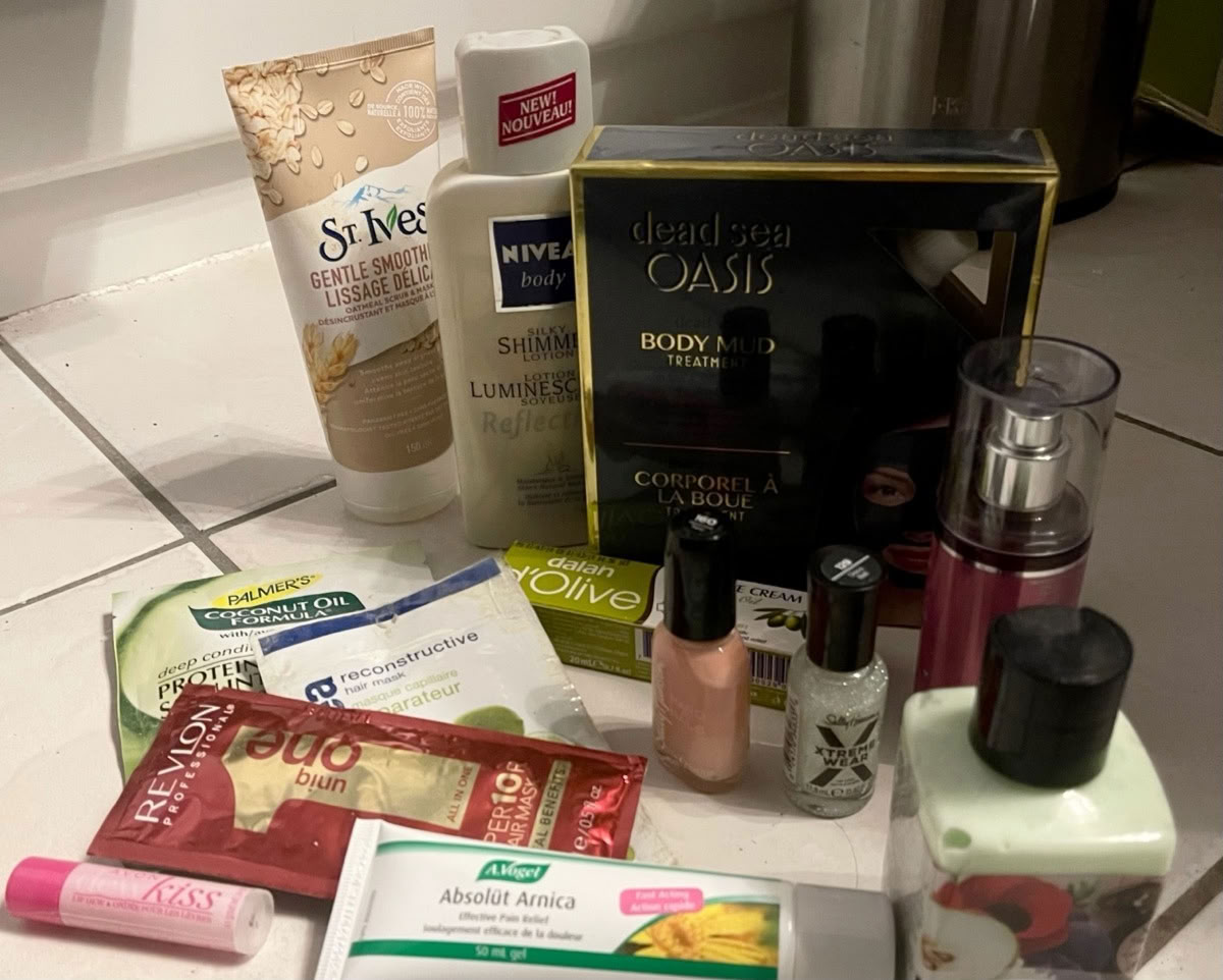 Free: Misc products (Dundas & Tomken)