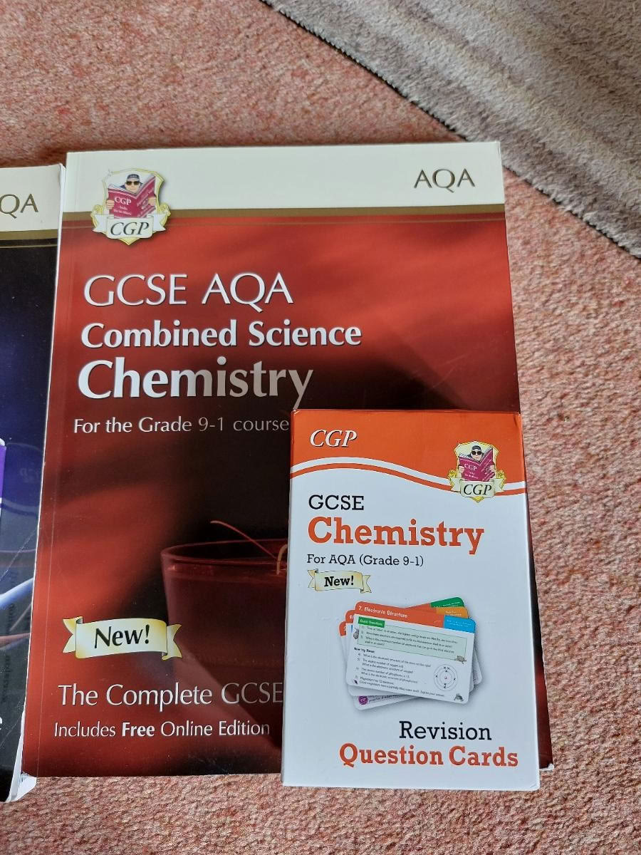 Free: GCSE COMBINED AQA science book/card (Worcester Park KT4) - Sutton ...