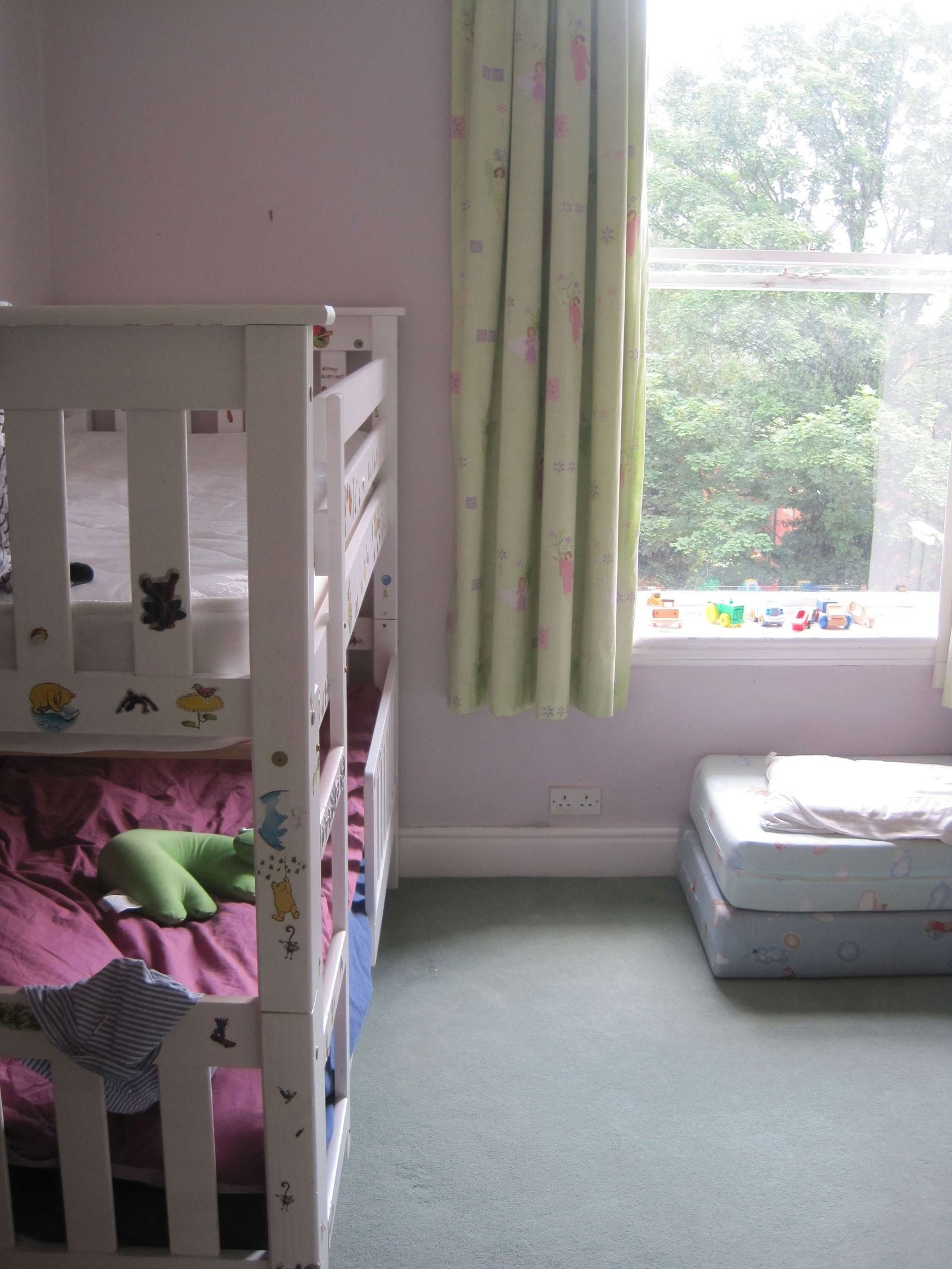 Free: Bunk Bed Frame (white) (Crookesmoor S10) - Sheffield Freegle