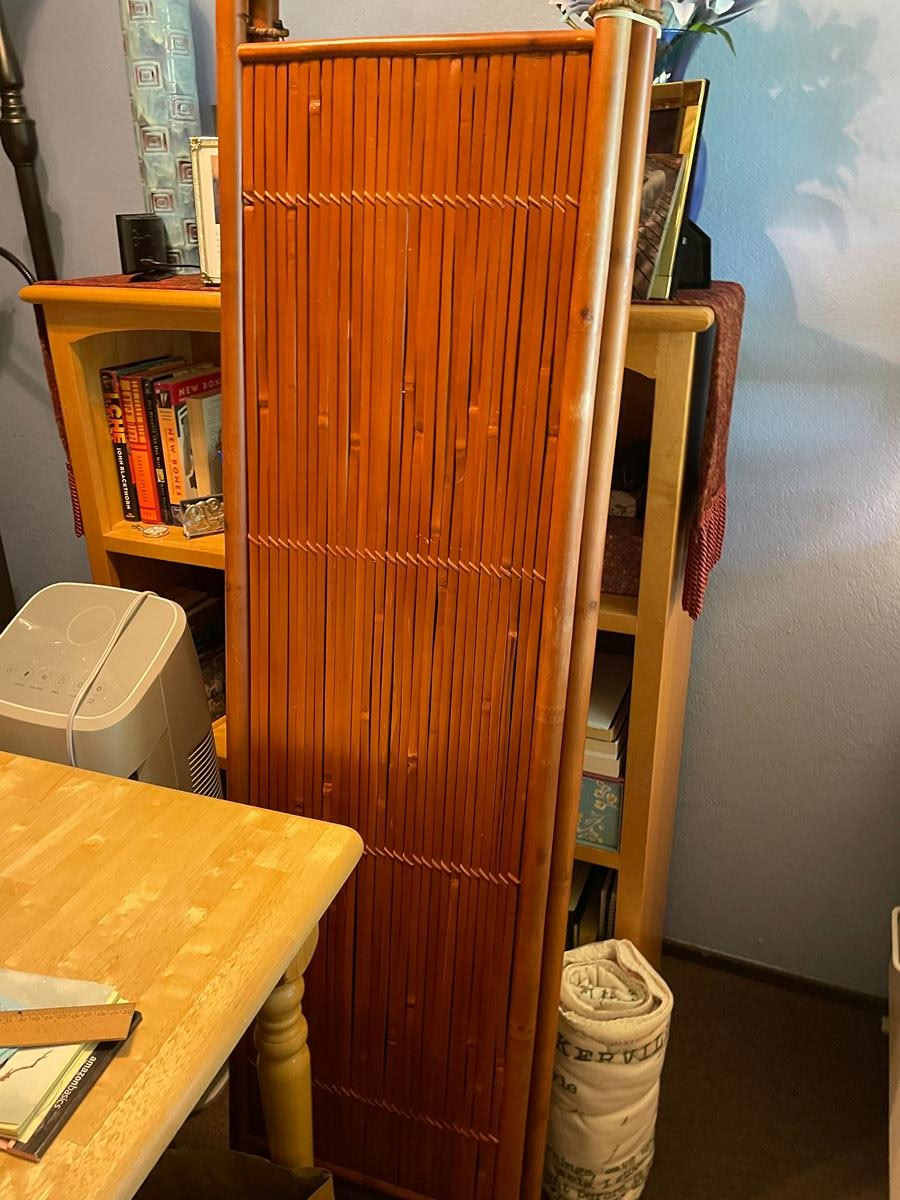 Free: Bamboo Partitions (3 Panels) (Mill Valley)