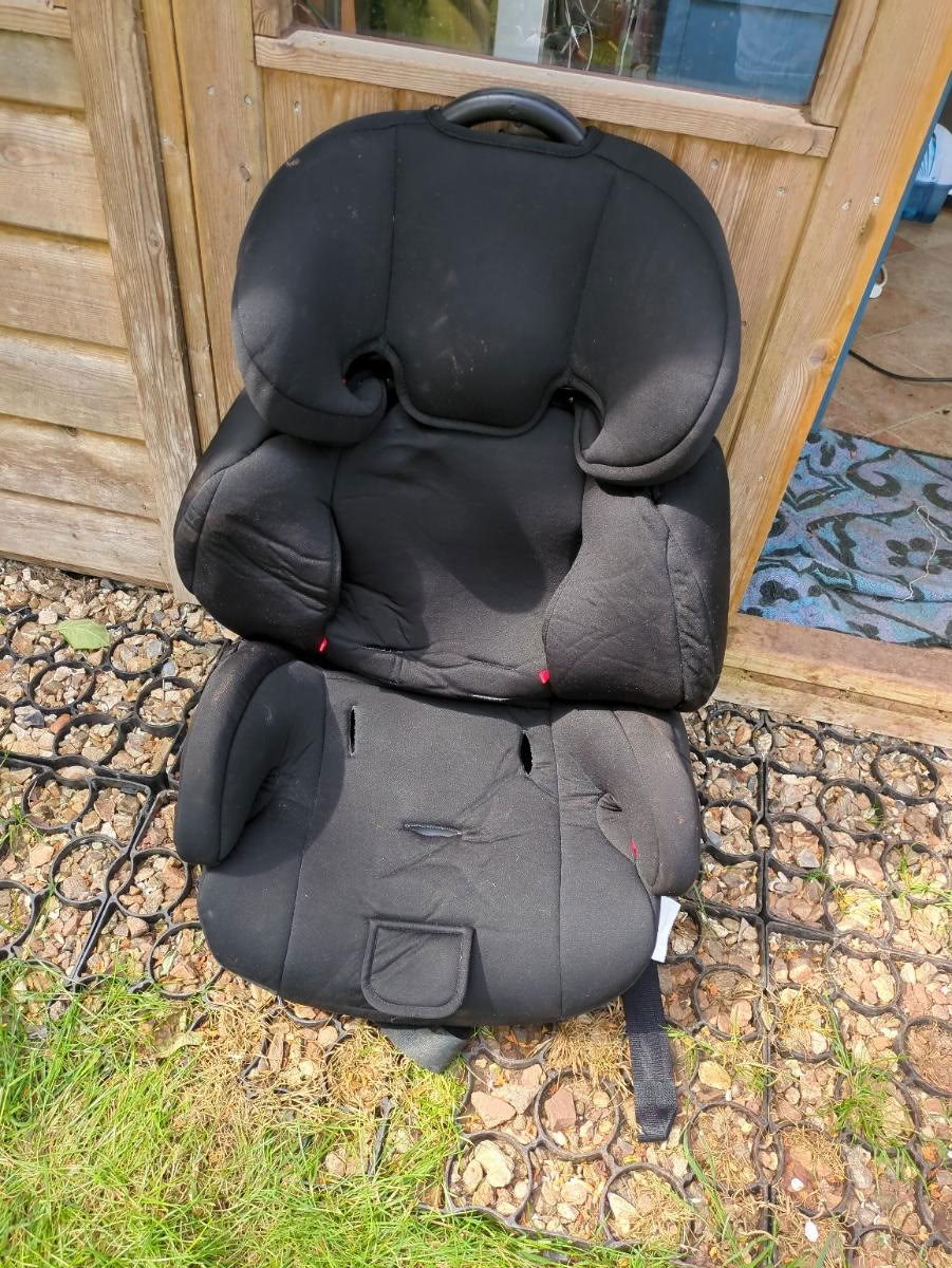 Free: Car seat (St thomas, exeter) - Mid Devon Freegle