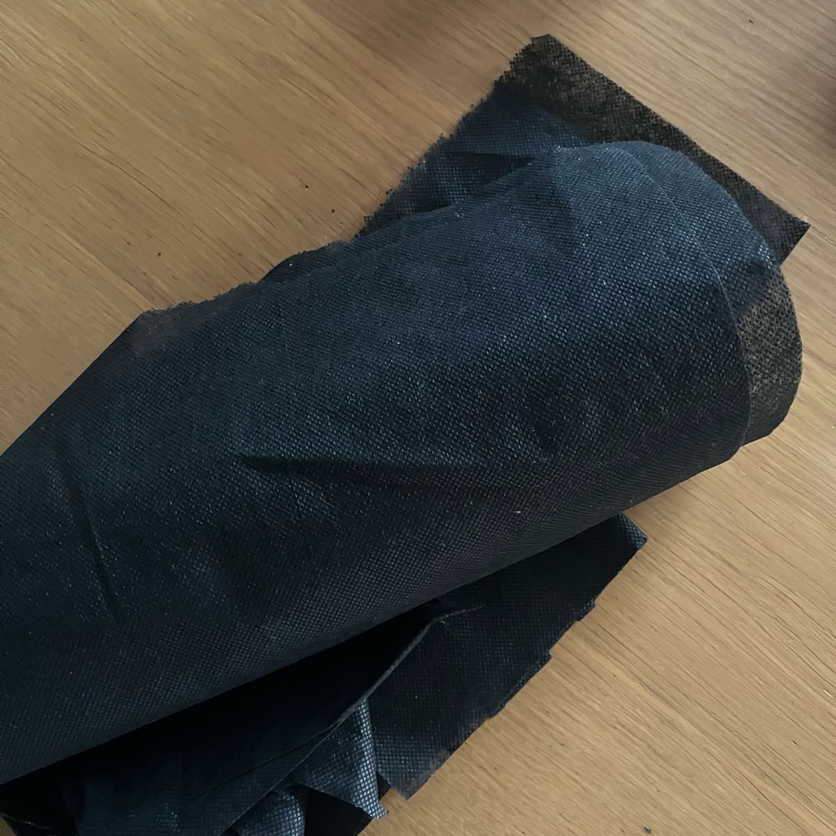Free: 6ft x 5ft black landscaping fabric (Angel N1)
