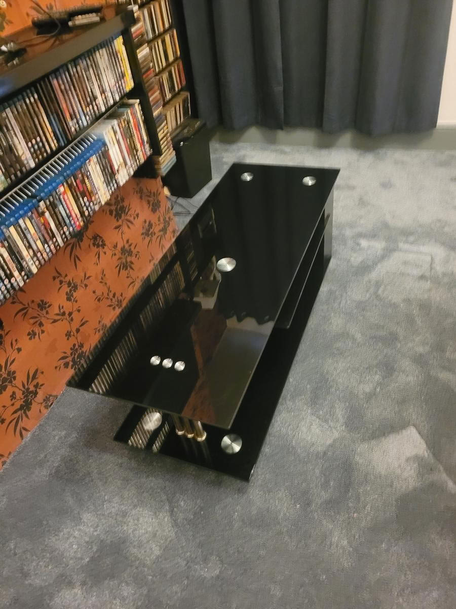 Free: Entertainment/ coffee table (Coventry)