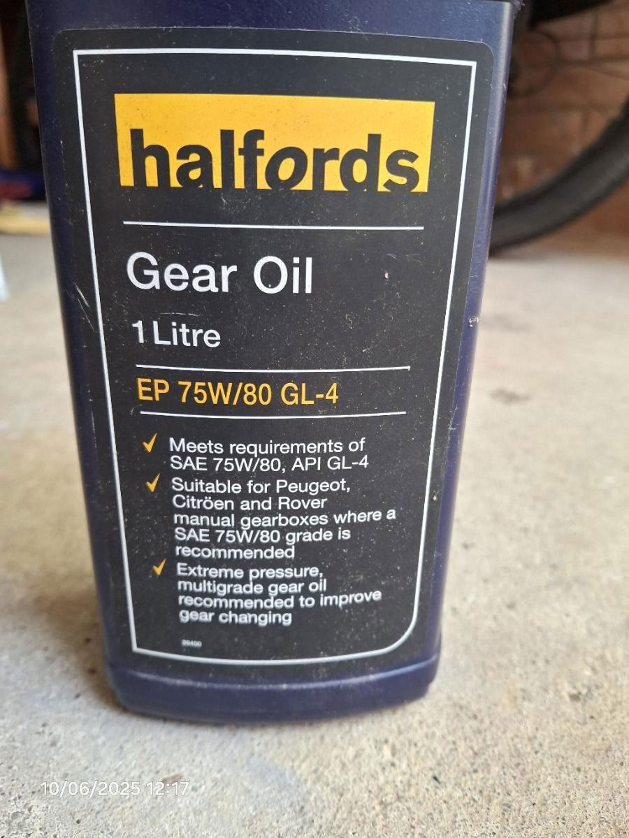 Free: Halfords gearbox oil 75W/80 (NG10 Fields Farm Estate)