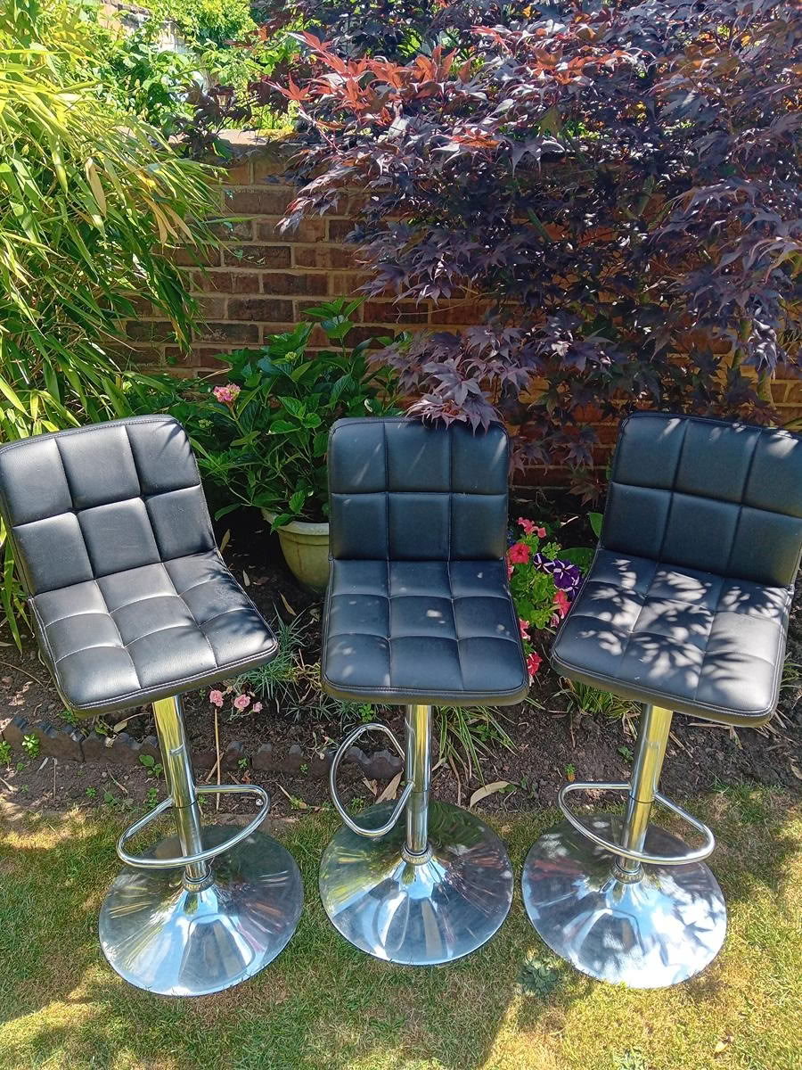 Free: Three 'Bar Stools' (Milverton, Leamington Spa)