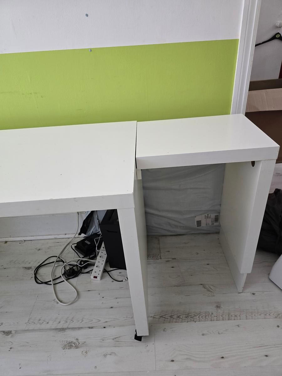 Free: Solid office desk (Plumstead, SE18) - Royal Borough of Greenwich ...