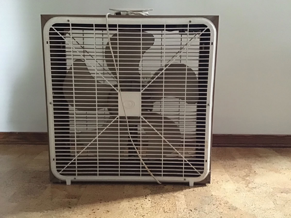 Free: Box fan (Alta Vista)