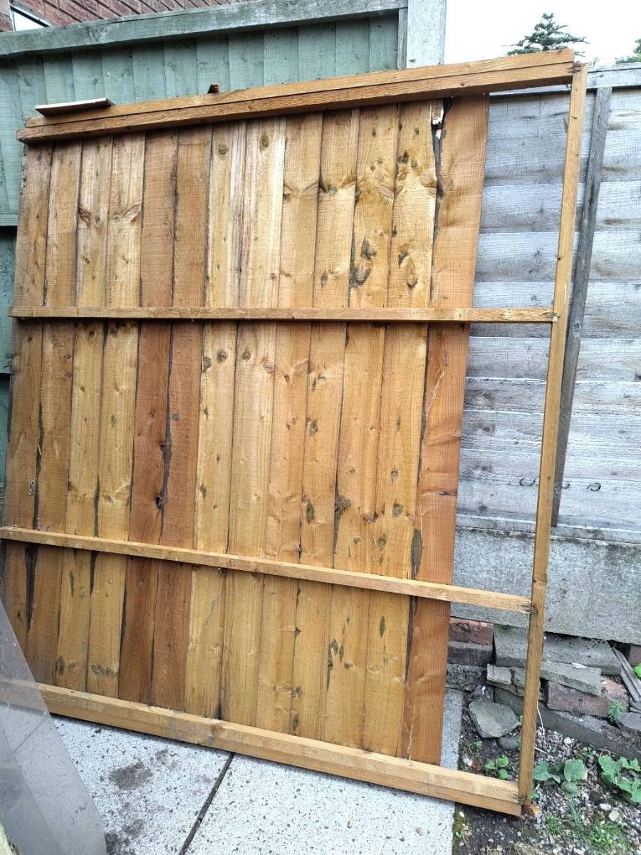 Free: Base and frame from 6x4 shed (ST15 Walton, Stone) - Newcastle ...