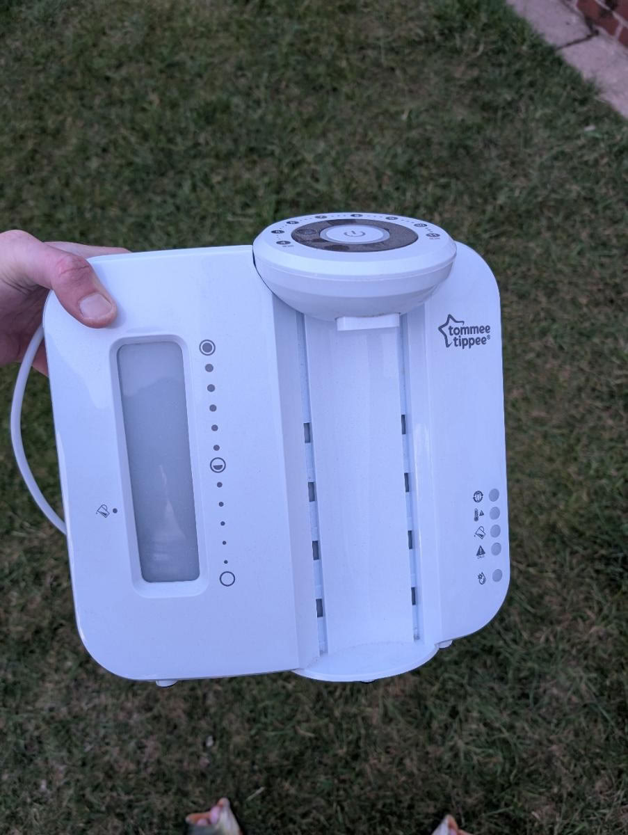 Free: Tommy Tippy Sterilizer (Surbiton)