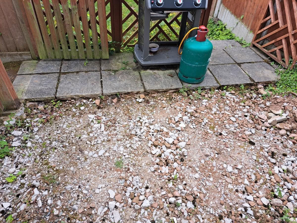 Free: Paving flags approx 13 plus bits (Heswall) - Wirral Freegle