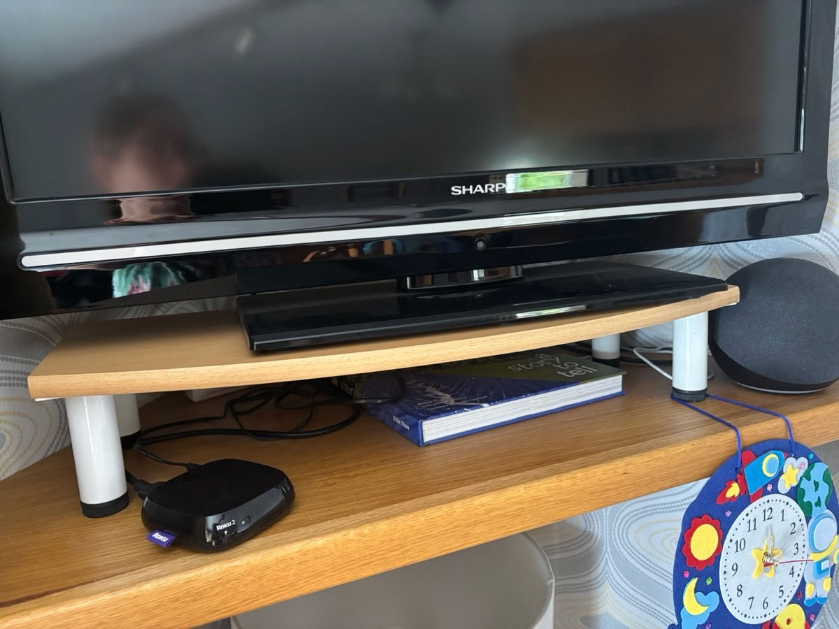 Free: TV (over 10y old) and Roku box (Norton Lees S8)