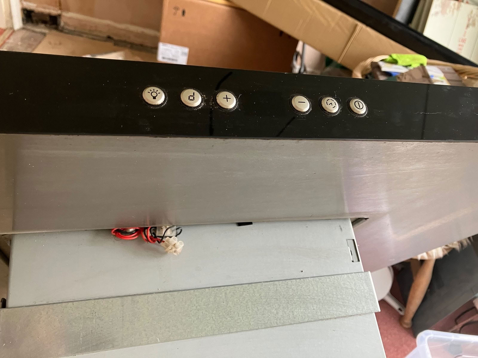 Free: Neff extractor hood (Wallasey CH44) - Wirral Freegle