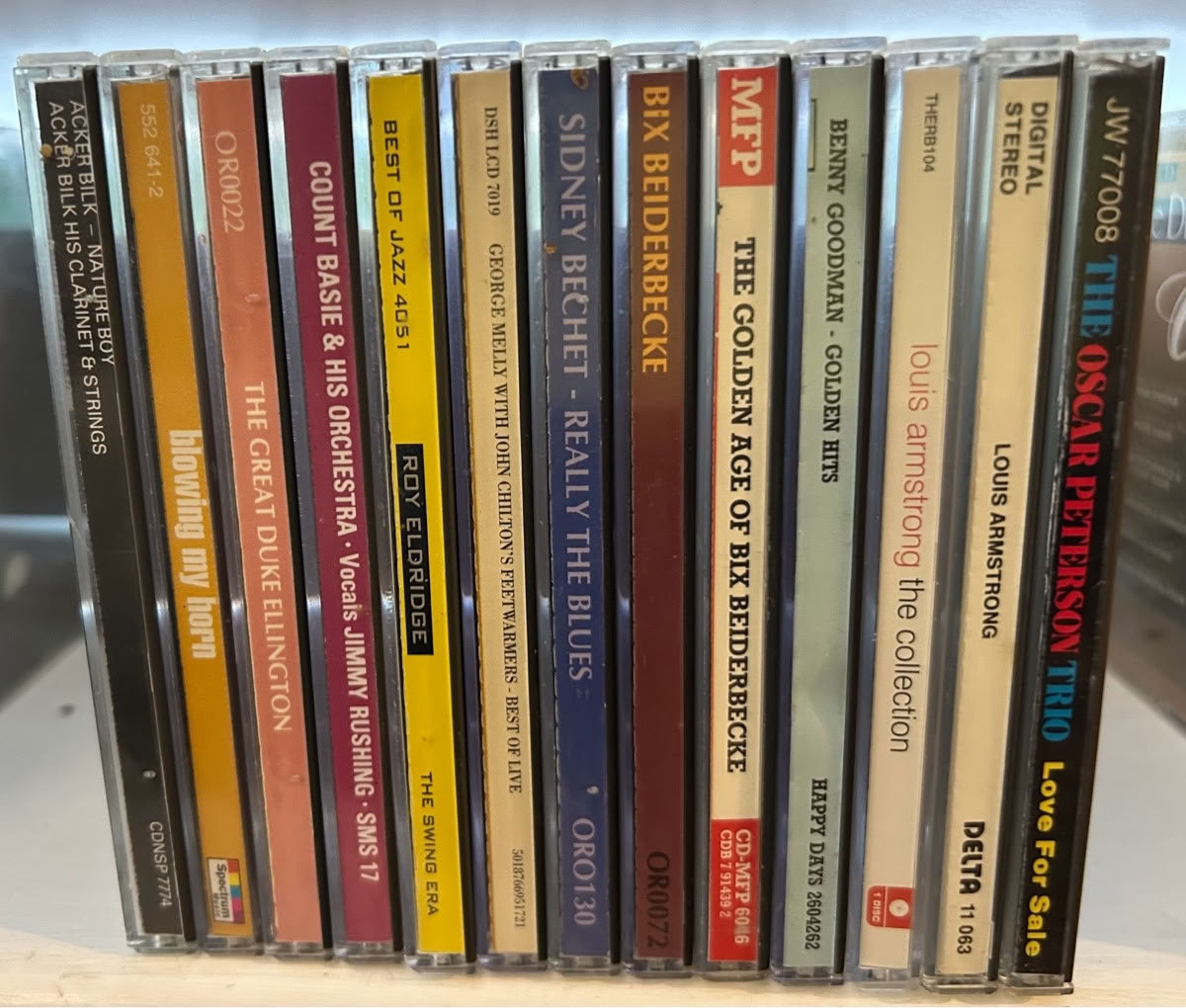 Free: CDs - single jazz/swing artists (Tuckton. BH6)