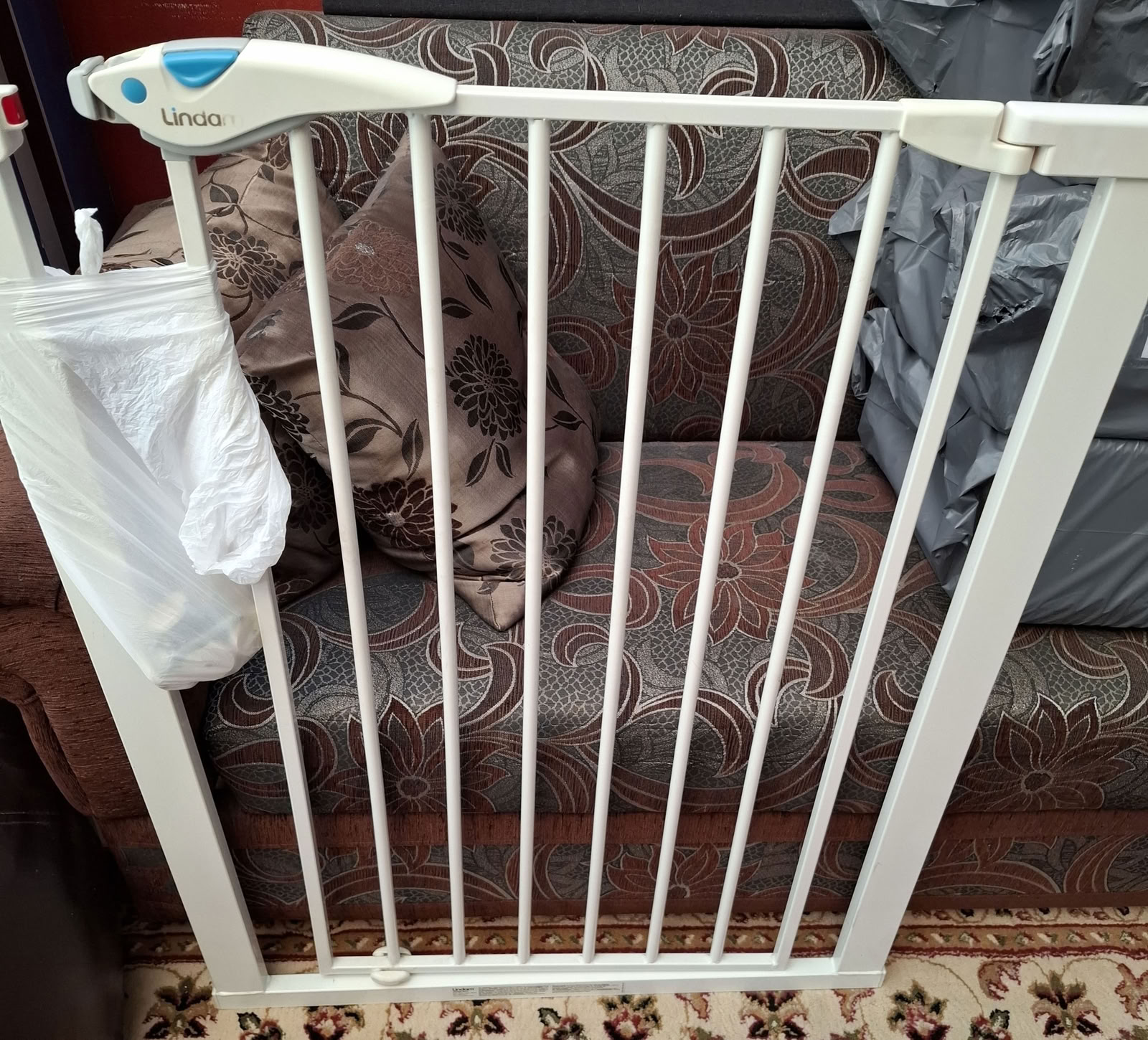 Free: Lindam Safety Gate (Aspley, NG8) - Nottingham Freegle