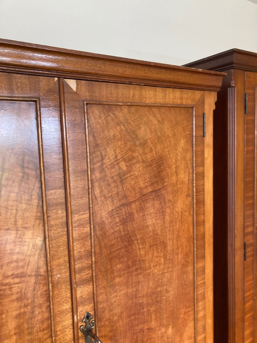 Free: Wardrobe (Grenoside)