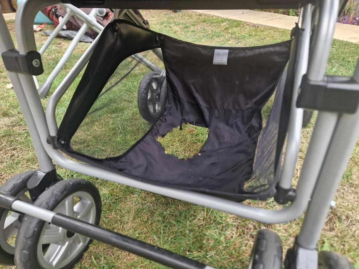 Free: Buggy and moses basket (South Harrow HA2)