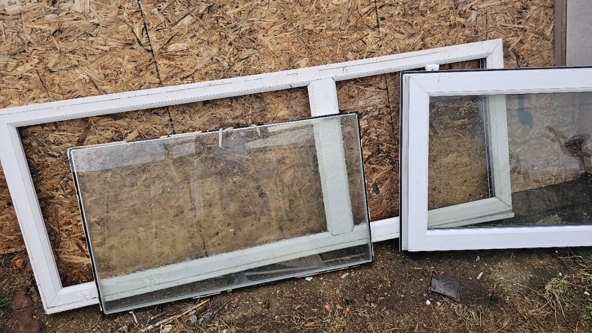 Free: UVPC Doors, windows, glass & frames (Stevenage SG2) - Stevenage ...