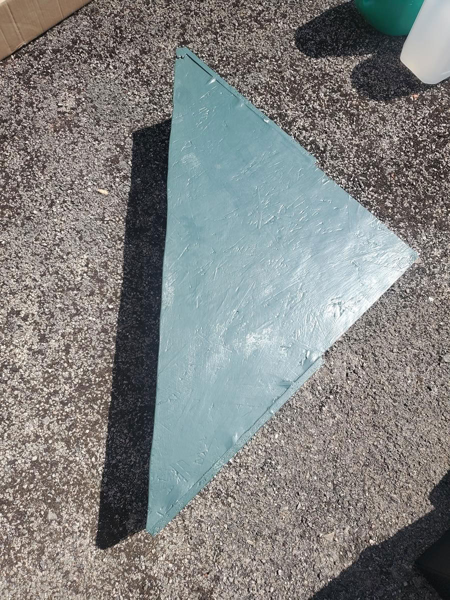 Free: Corner shelf (Clayton Bridge M40) - Stockport Freegle