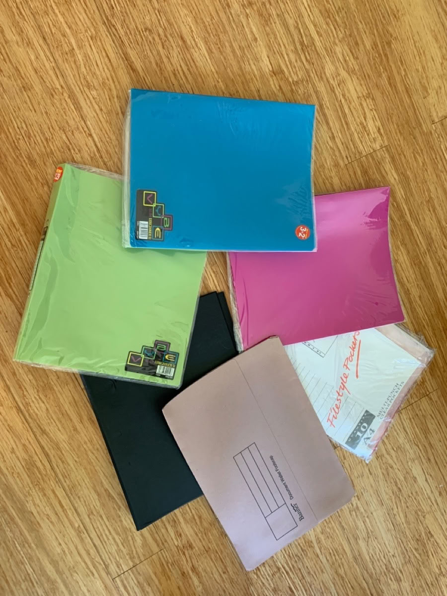 Free: Stationary files (Wilmslow) - Wilmslow Freegle
