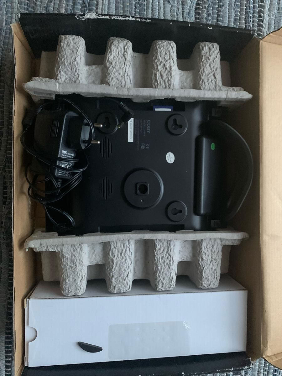 Free: Coby digital picture viewer (Royston, SG8 9) - Royston Freegle