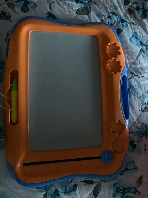 Free: Etcher Sketch (Gosforth NE3)