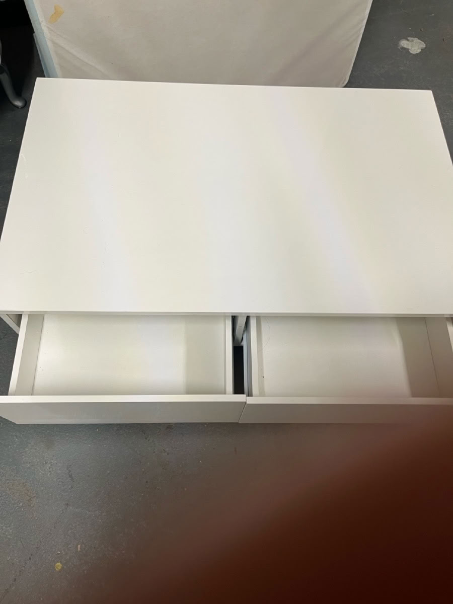 Free: Coffee table /TV table (Nottingham NG7) - Nottingham Freegle