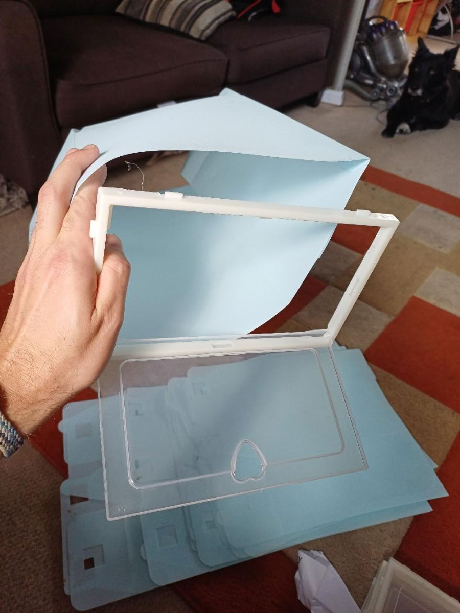 Free: Storage containers (GL4)
