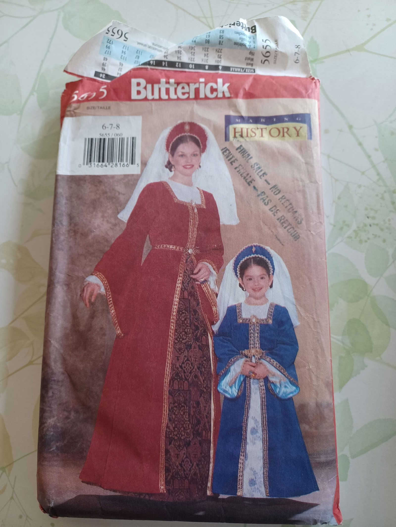 Free: Sewing patterns (Costumes) (Carlingwood)