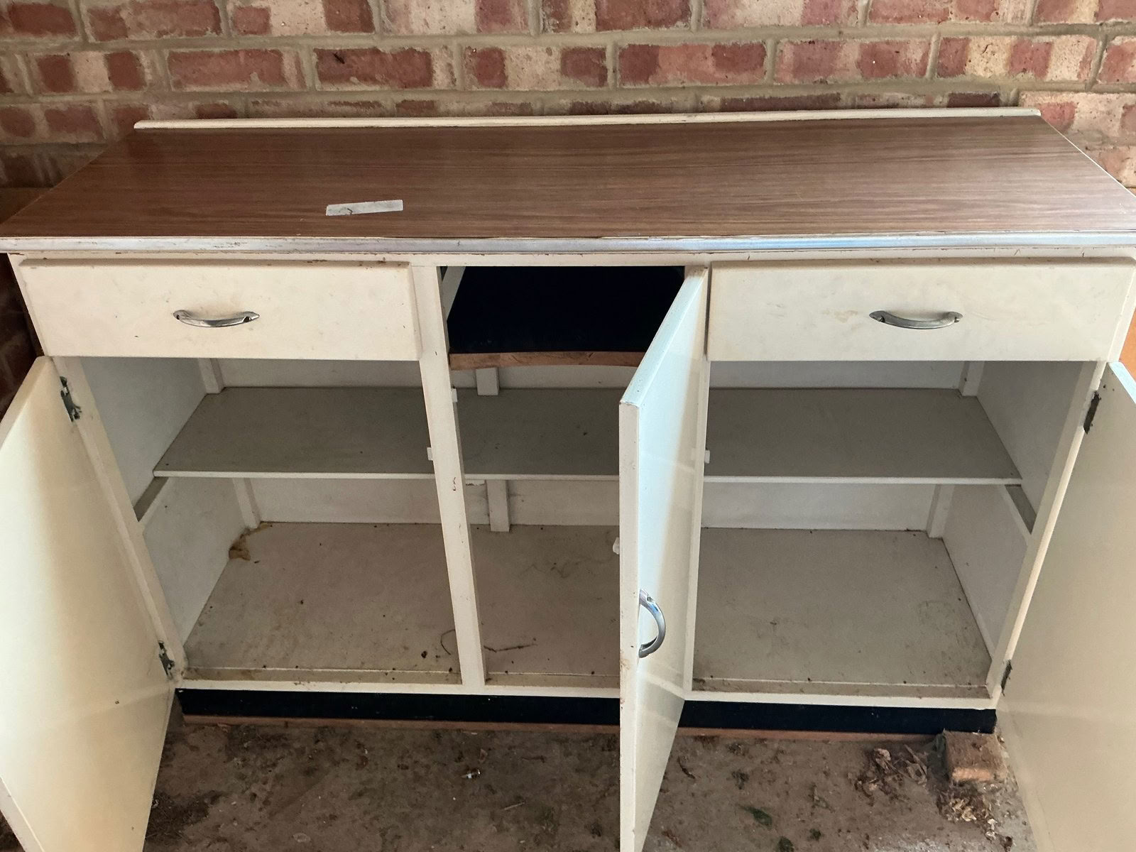 Free: 1950s/1960s cupboard (Slack Lane DE22) - Derby Freegle