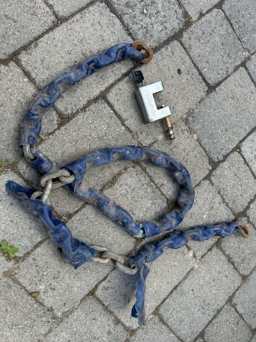 Free: Oxford Monster M’bike Chain+Lock (Yatton BS49)