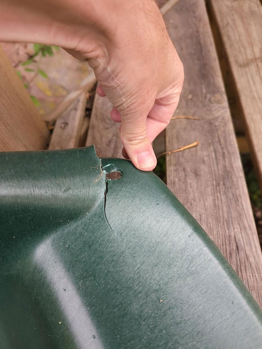 Free: Children's outdoor climbing fort (HR9)