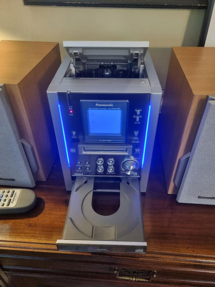 Free: Part-working Panasonic mini hi-fi (Fleet, Hampshire)