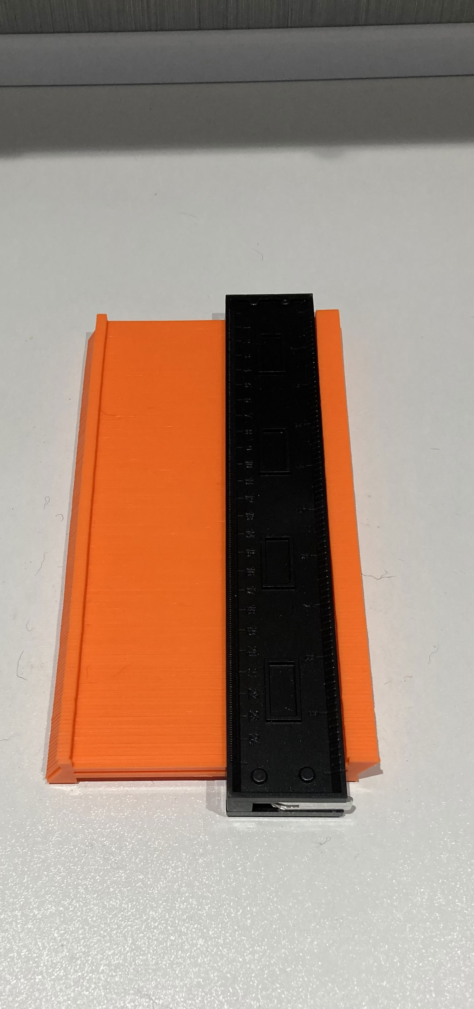 Free: Saker 10” Contour Gauge (AB12)