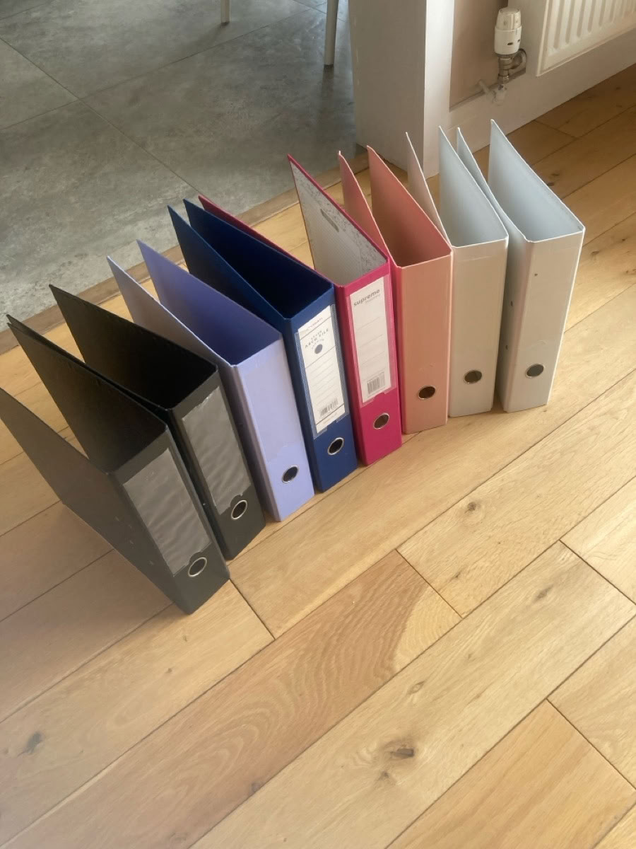 Free: 8 arch lever ring binders (Wilmslow SK9) - Wilmslow Freegle