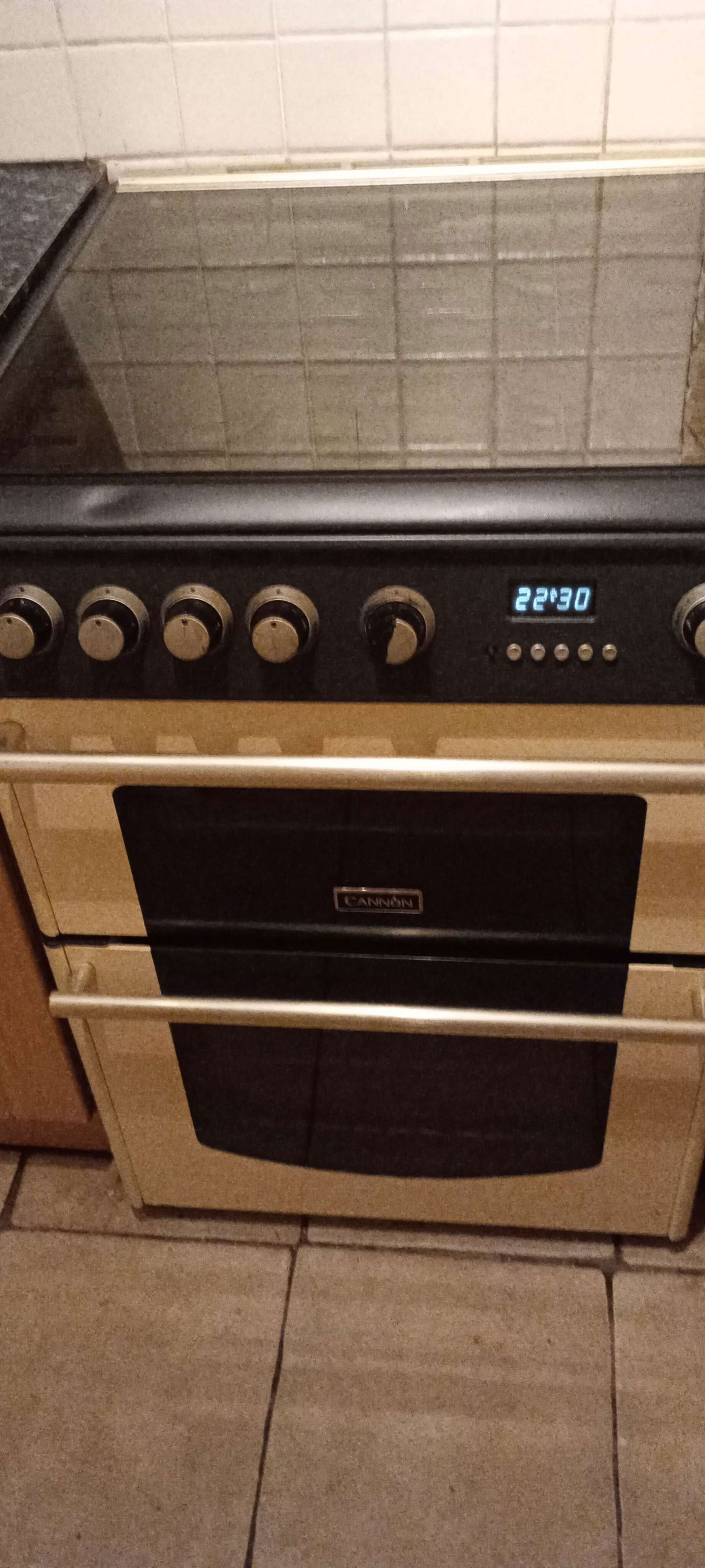 Free: Gas cooker (Totteridge HW HP13) - High Wycombe Freegle
