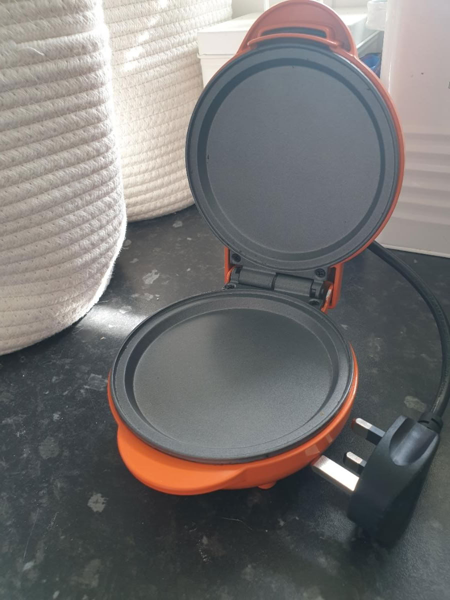 Free: Mini Pancake maker (Southwark SE1) - Southwark Freegle