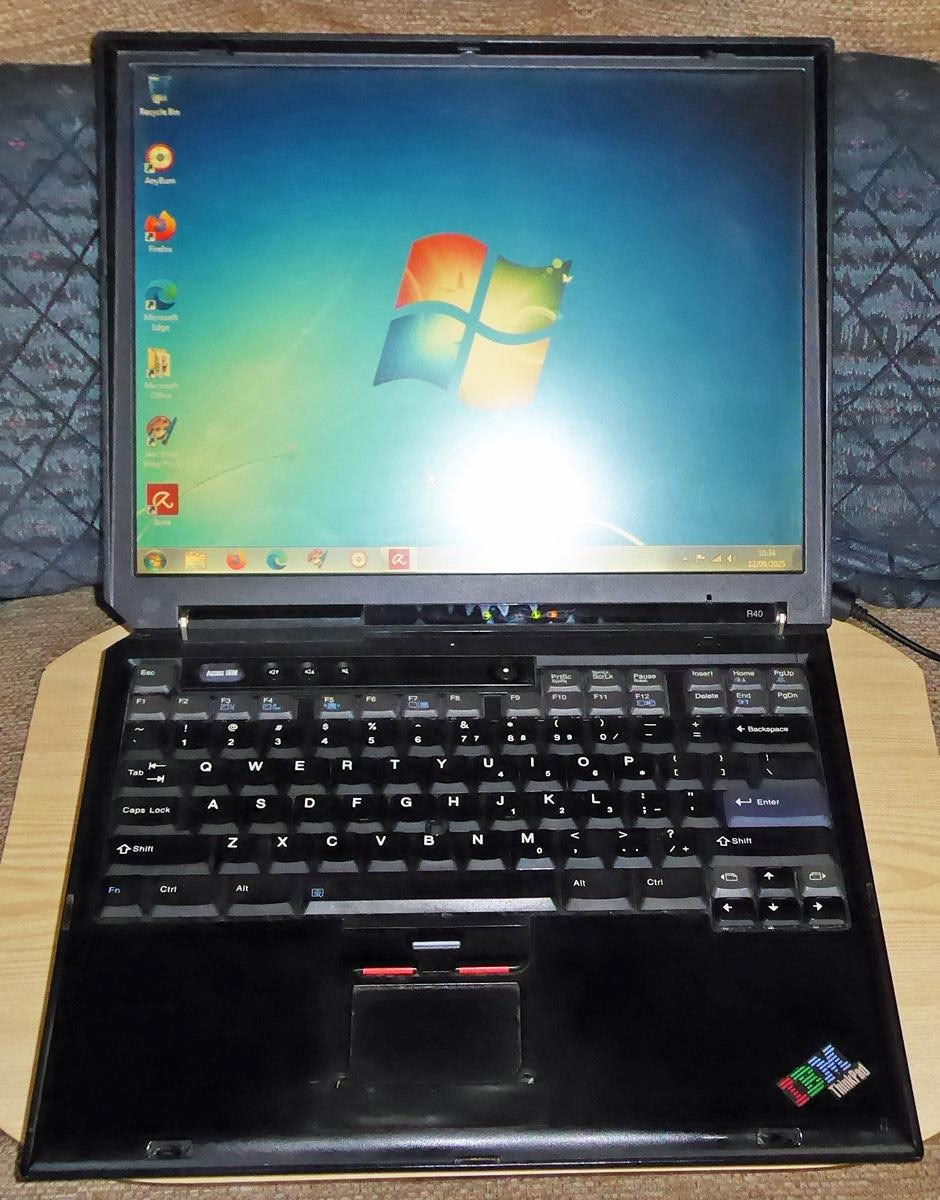 Free: IBM Thinkpad R40 laptop, Windows7 (West Bridgford NG2 ...