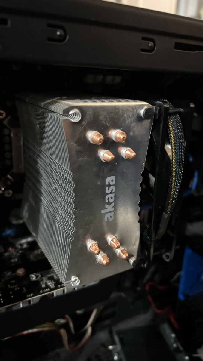 Free: PC Case with Parts (GL50)