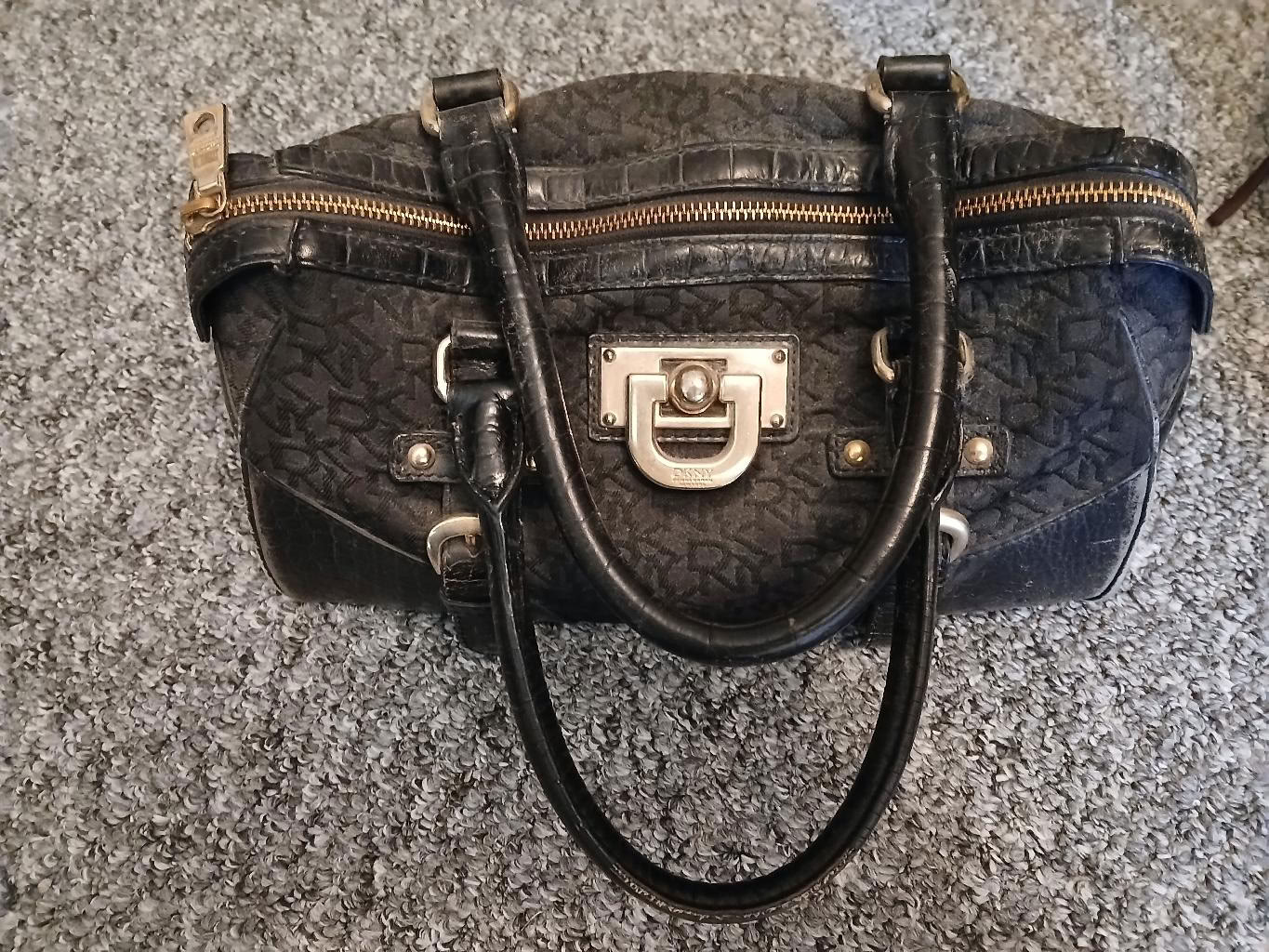 Free: DKNY bag (Parkhead EH11) - Edinburgh Freegle